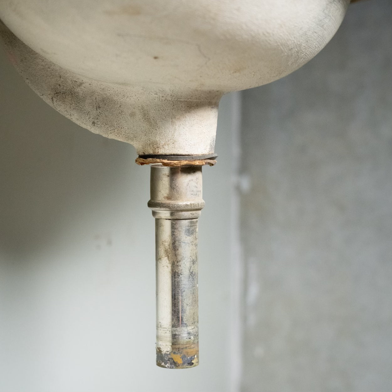 1920 cast iron wall mounted porcelaine sink – Scott Landon Antiques and ...